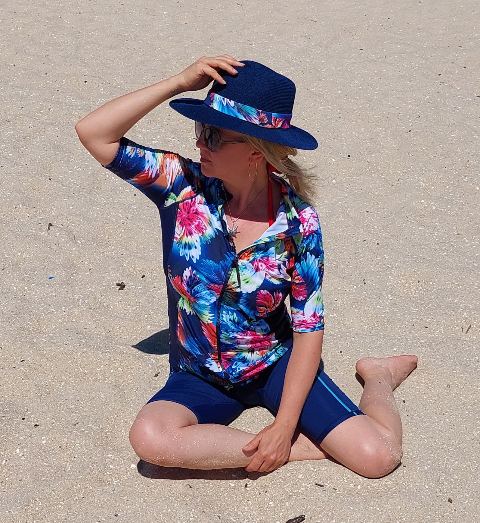 Women’s Full Zip Top Short Sleeve Flamingo Navy Panel – Radicool Australia